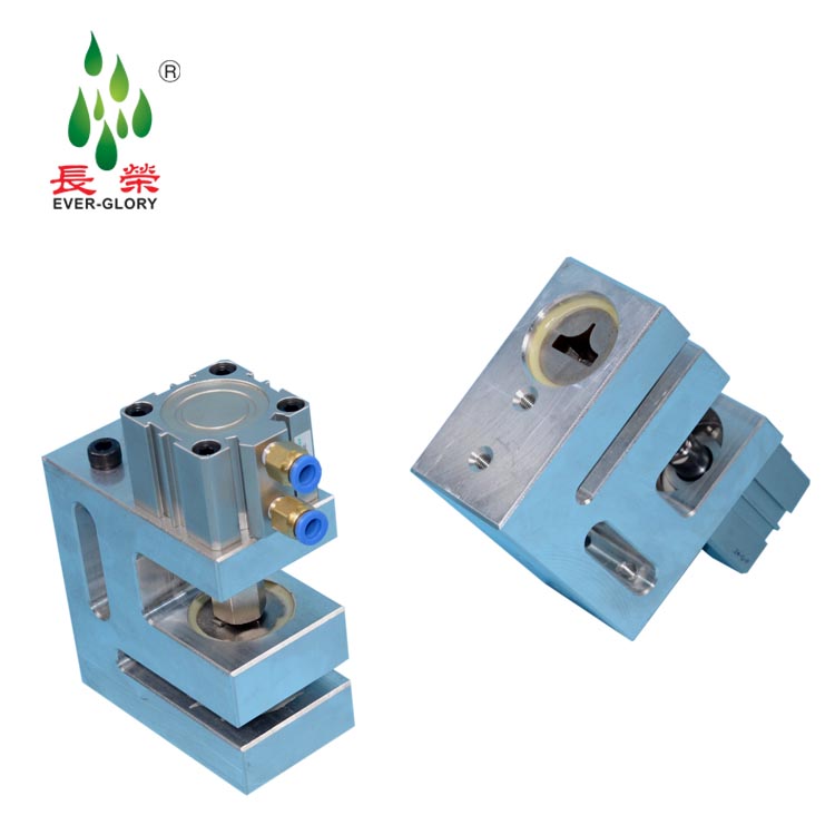 Pneumatic R10/0.125 Round Corner cutting machine for Aluminum Foil Bags ...